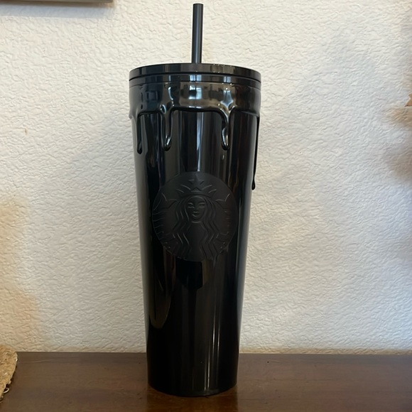 Starbucks | Dining | Starbucks Halloween Glossy Black Ooze Drip Venti ...